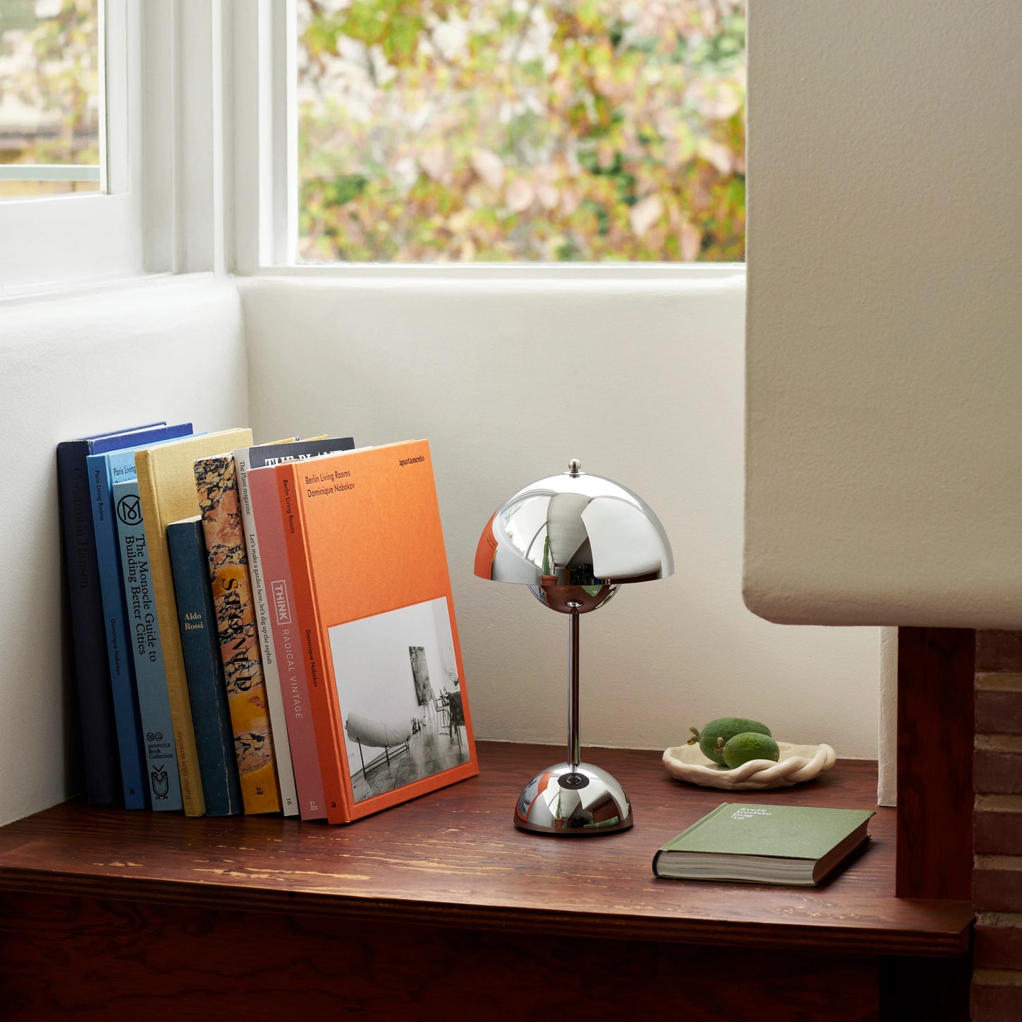 Flowerpot LED Portable Rechargeable Table Lamp &Tradition Metallic ...