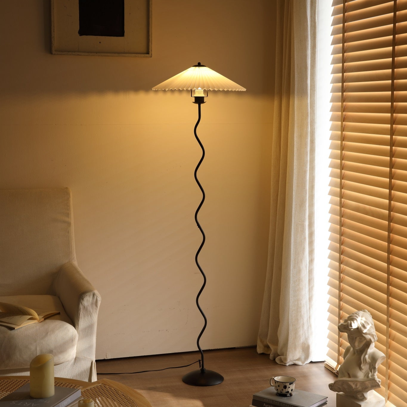 Kyoto Floor Lamp | Japanese-Inspired Lighting – Hüga Collective