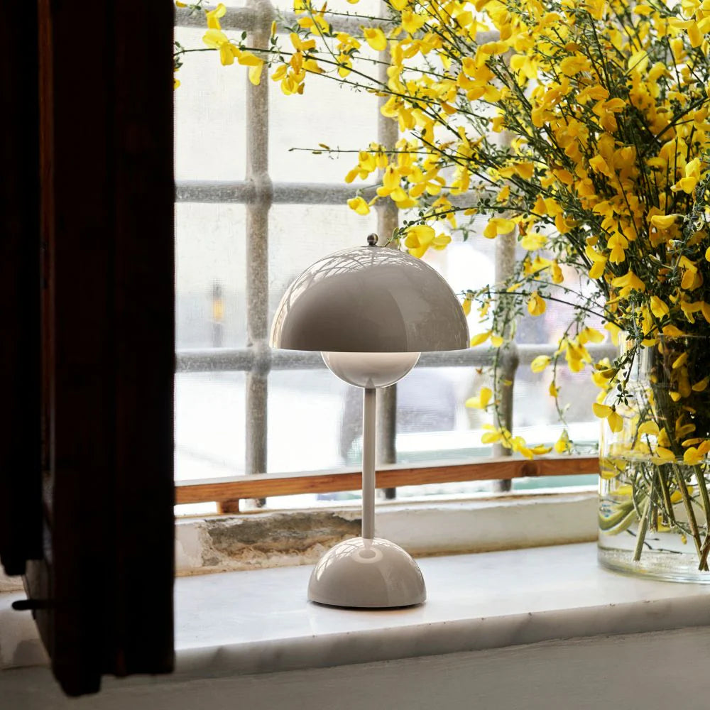 Flowerpot LED Portable Rechargeable Table Lamp &Tradition Metallic ...